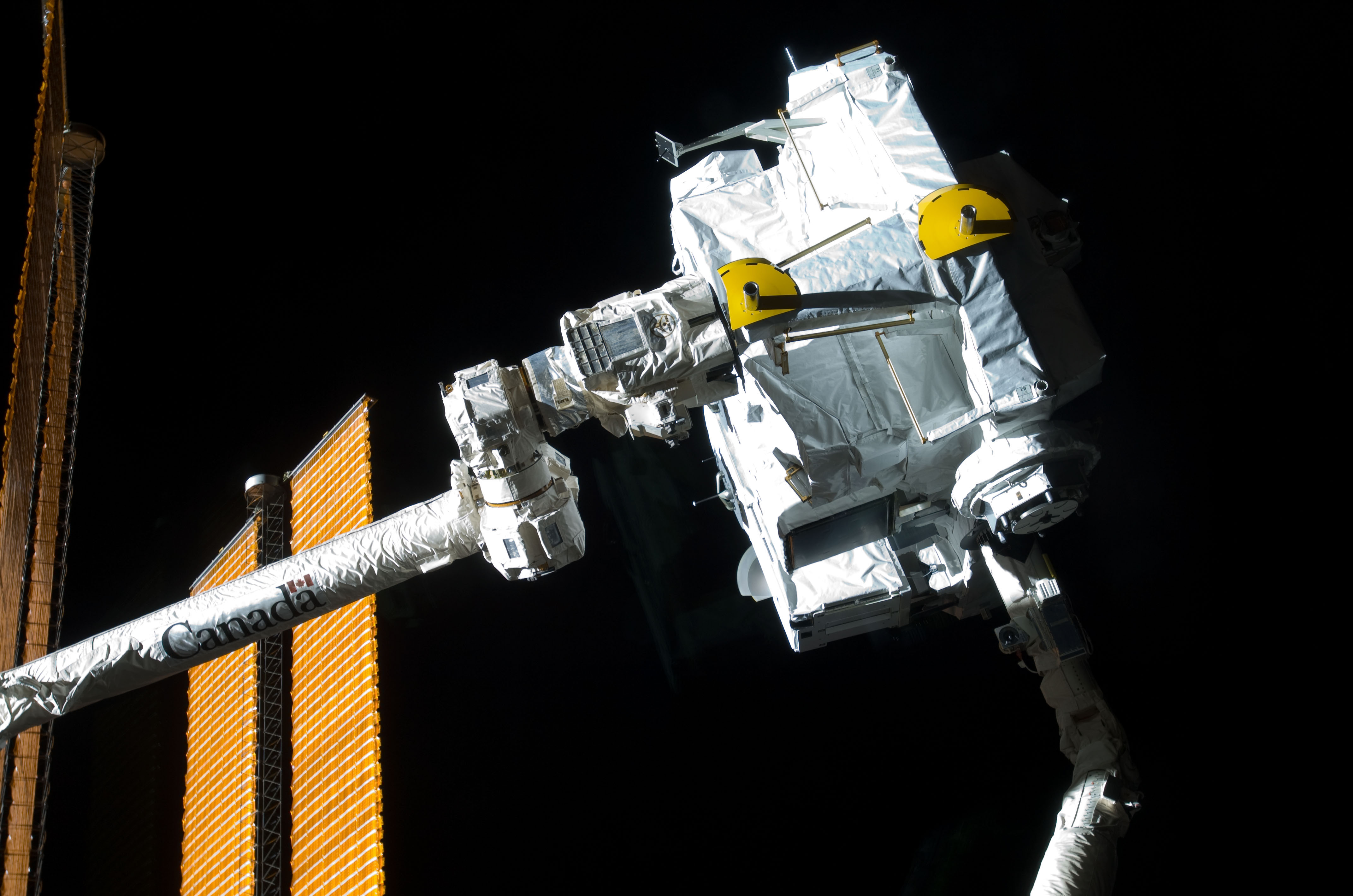 Canadarm2 – Images of a 10-Year History - Canadian Space Agency