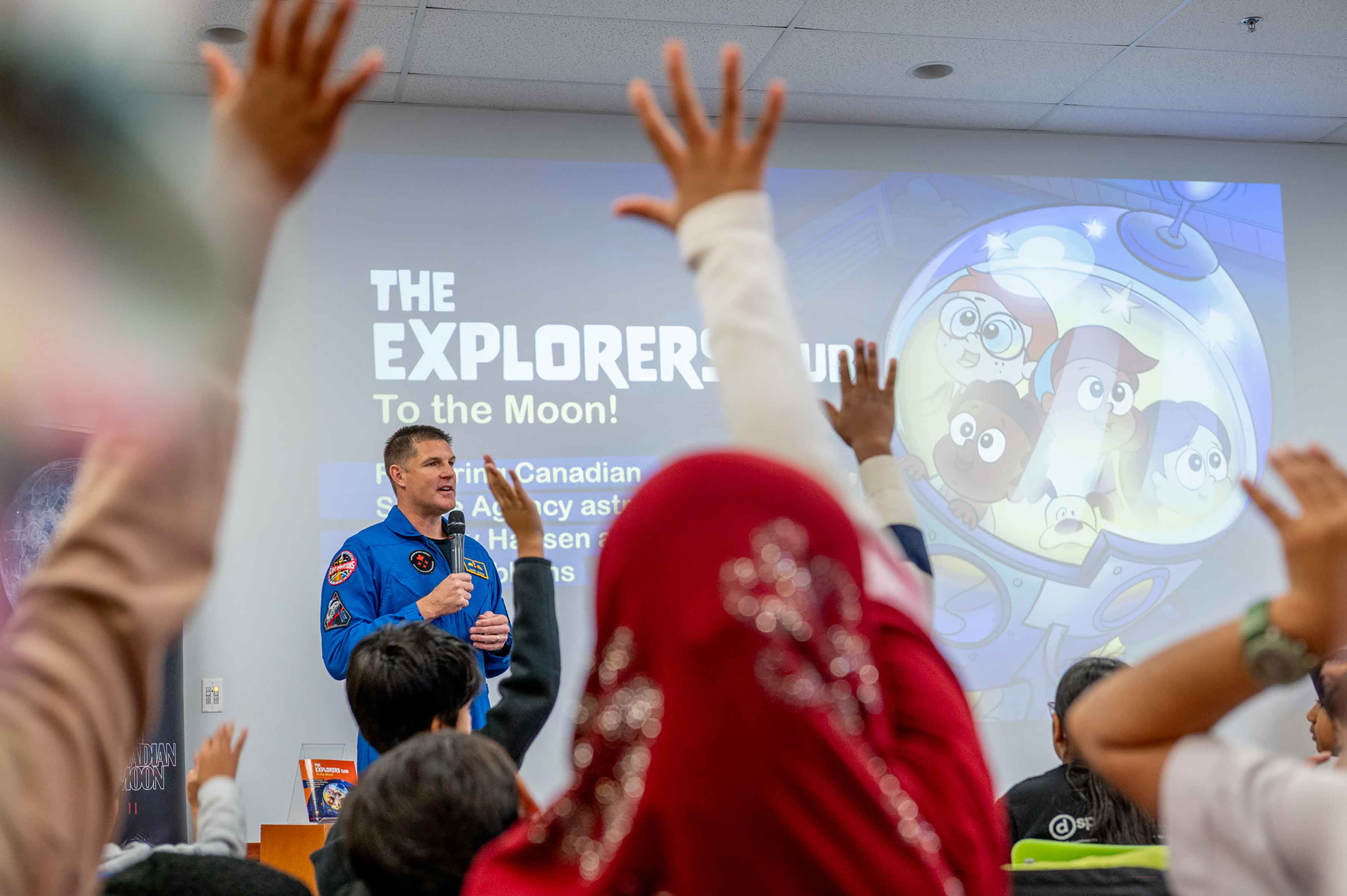 The CSA launches new e-book for children - Canadian Space Agency