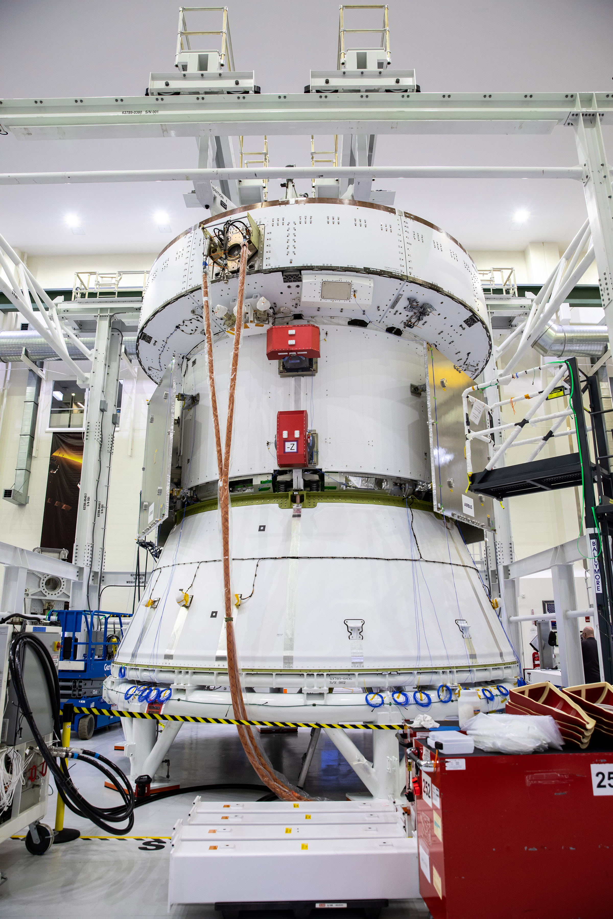 Artemis II – European Service Module - Canadian Space Agency