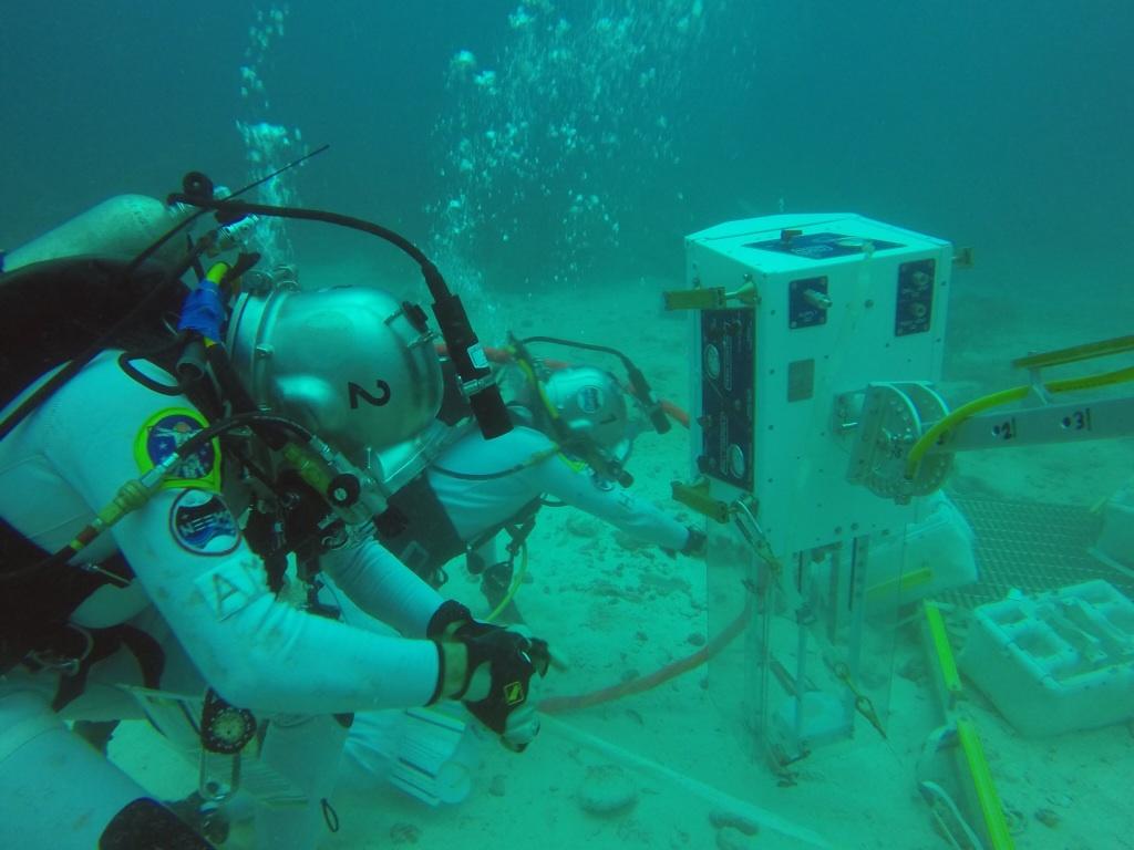 CSA Astronaut Jeremy Dives into NEEMO19 - Canadian Space Agency